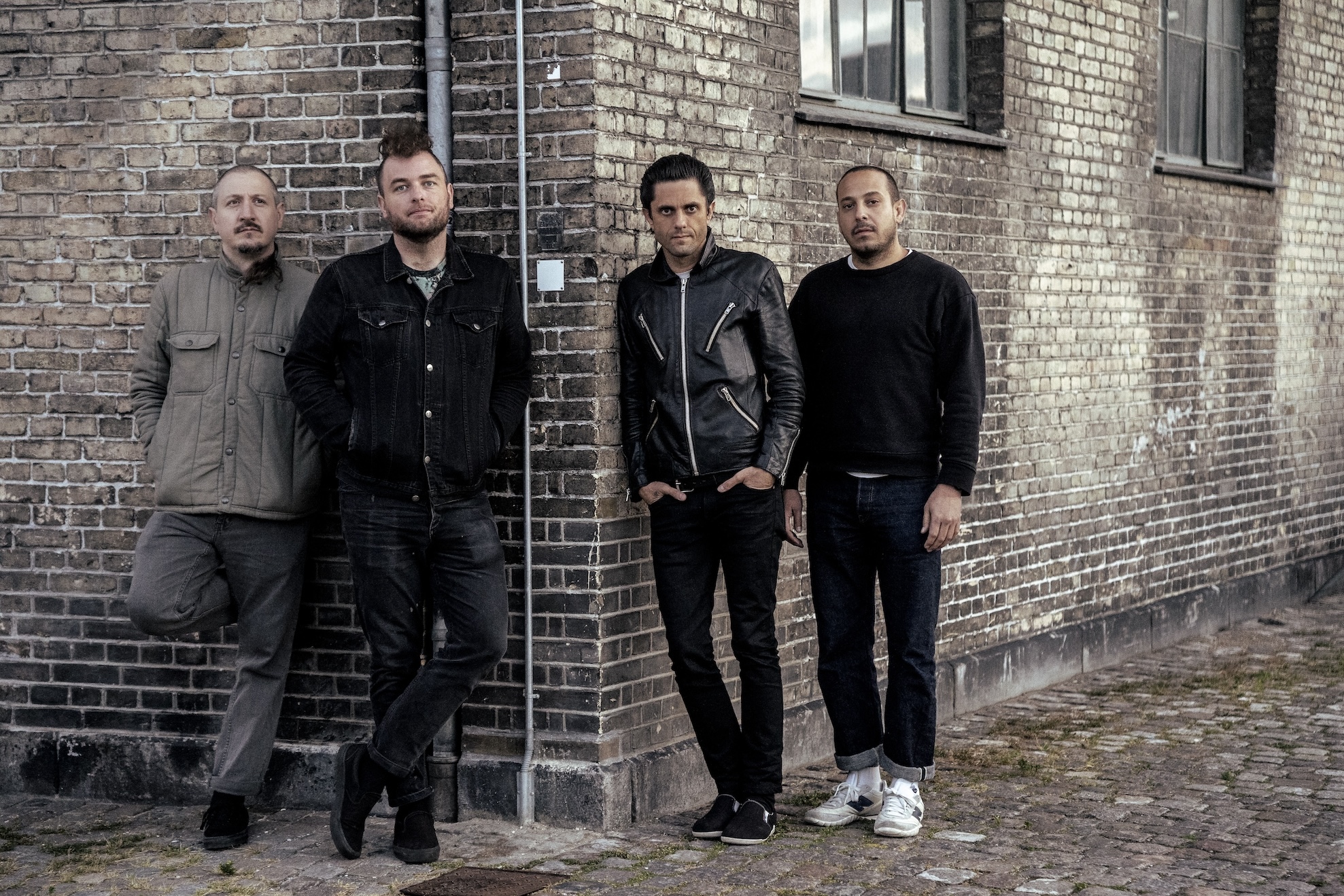 DEAF CLUB | Swamp Booking